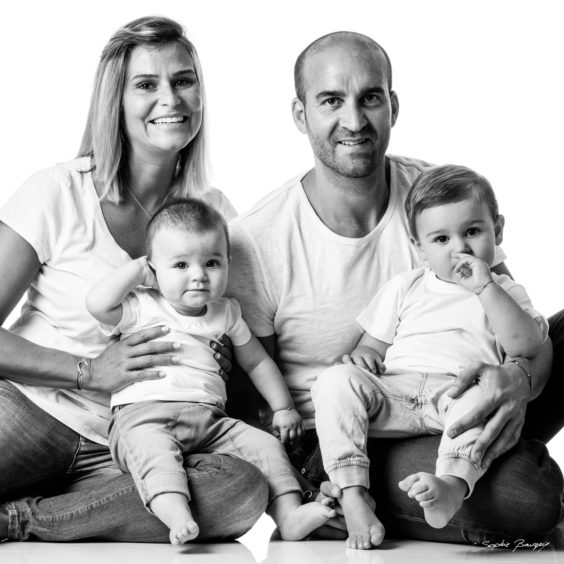 Des photos en famille remplies de sourires ! • Sophie Bourgeix Allard